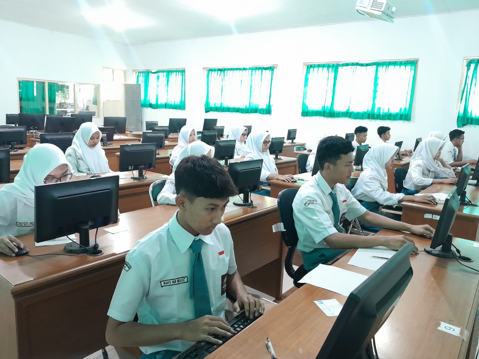 Asesmen Nasional Berbasis Komputer Anbk 2025 Sma Negeri 1 Cangkringan